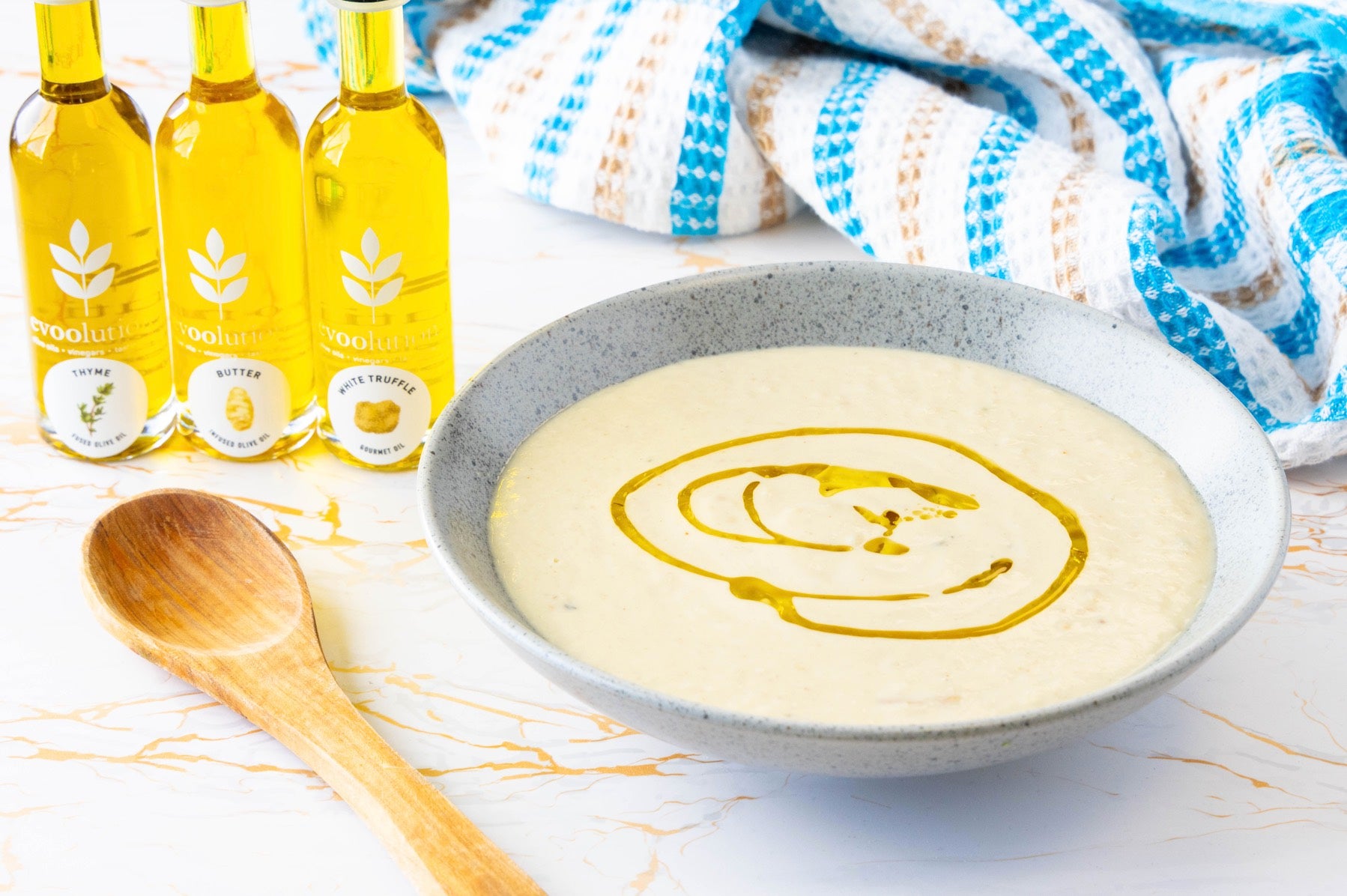 Truffled Cauliflower Soup with Thyme and Butter Olive Oils – Evoolution